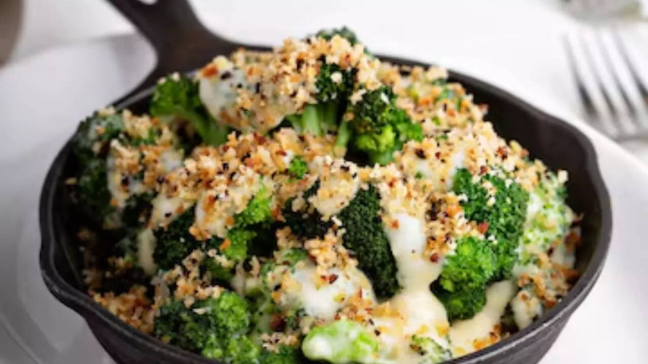 Cheese Recipe: One Pot Cheesy Broccoli Quinoa For A Light Midweek Meal With Britannia The ...